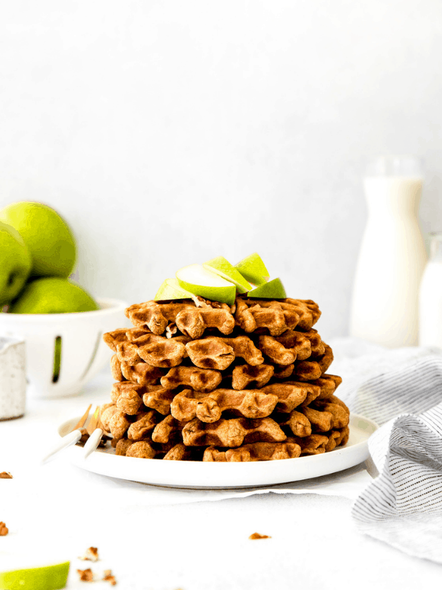 Apple Cinnamon Waffles • Fit Mitten Kitchen