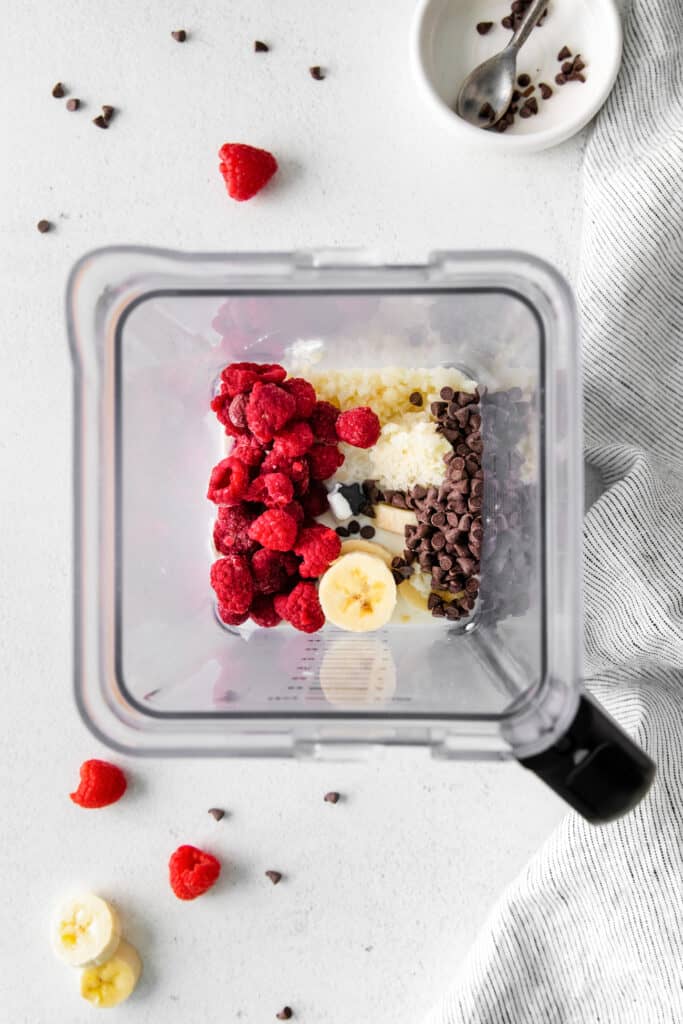 Raspberry Smoothie • Fit Mitten Kitchen