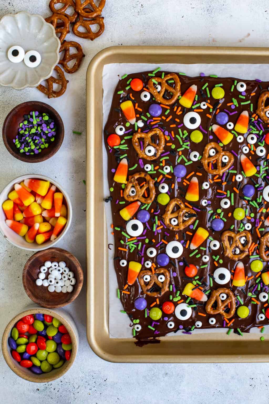 Halloween Bark • Fit Mitten Kitchen